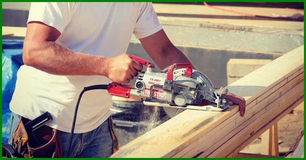 Best Worm Drive Saws of 2020: Reviews & Buying Guide
